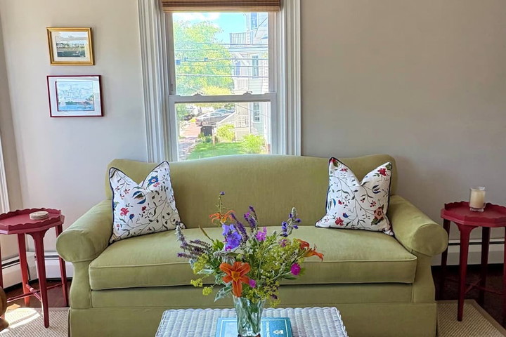 2-bedroom Apartment Steps From Eastern Prom - Walk To Everything! - South Portland, ME