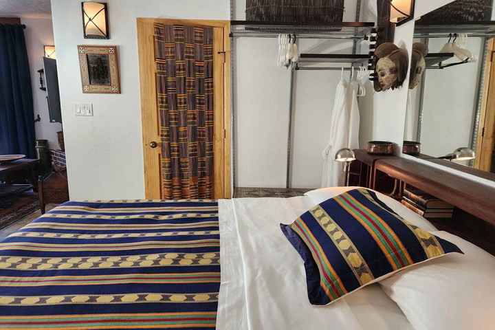 Come Experience A Taste Of Africa Nestled In The Foothills Of Santa Fe. - Santa Fe, NM