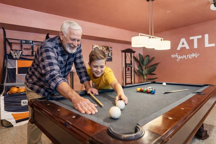 Family Fun: Indoor Playground/game Room/fire Pit - Stone Mountain, GA