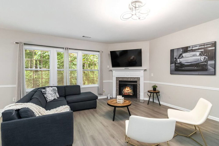 5-bed Gem Close To Duluth Fun-sleeps 16 - Duluth, GA