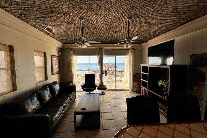 Palacio Del Mar 106 - Rocky Point Oceanfront Vacation Rental - Puerto Peñasco