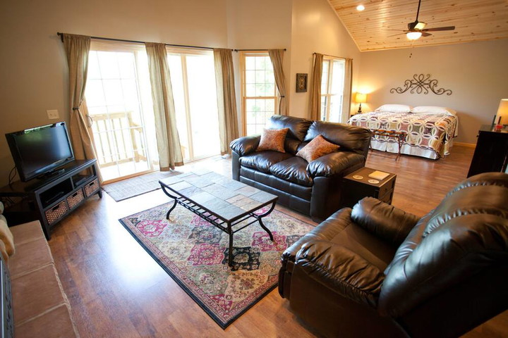 Hot Tub Cabin- In The Heart Of Shawnee Wine Trail - Carbondale, IL