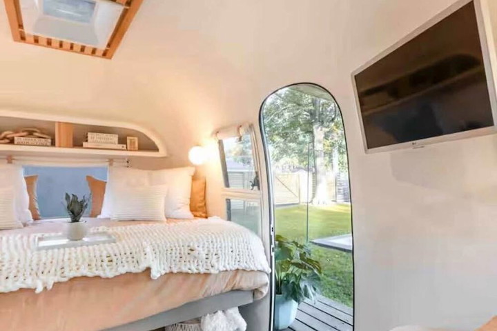 Airstream Sylvie With Salt Water Pool And Outdoor Shower-the Perfect Get Away - Charleston, SC