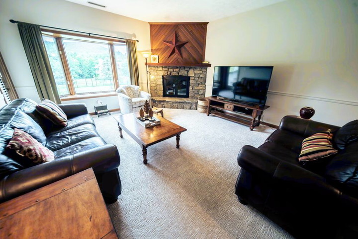 Holly 6 | Fireplace, Restaurant, Pool, Spa - Boone, NC