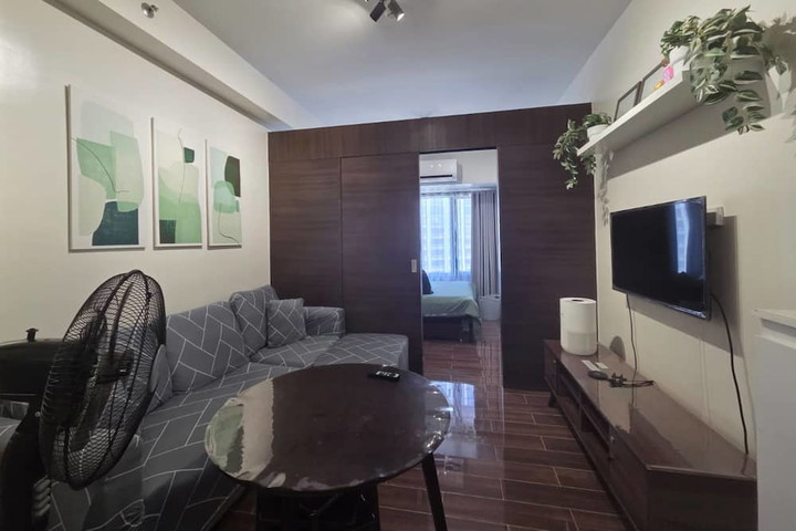 1-bedroom Condo Unit At Ayala Avenue In Makati City With Netflix Apple Tv Wifi - Metro Manila