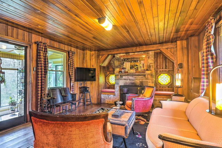 Dreamy Homestead Escape: Patio, Ranch On-site - Crossville, TN