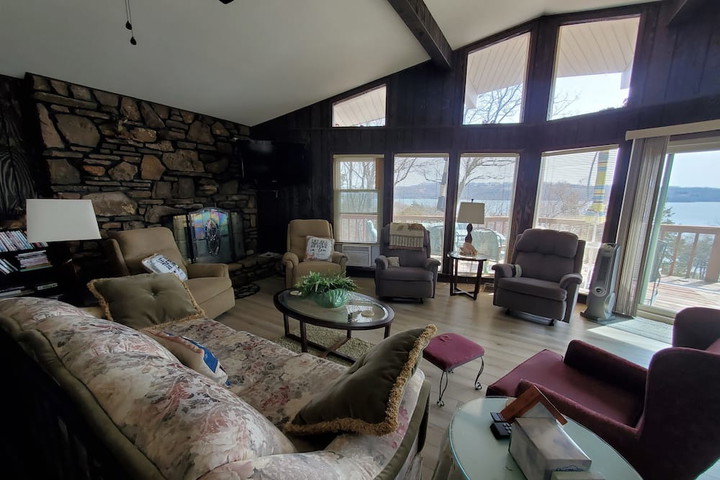 Chateau Pharrview-huge Lake View-close To Marina-pool-lots Of Wildlife - Beaver Lake, AR