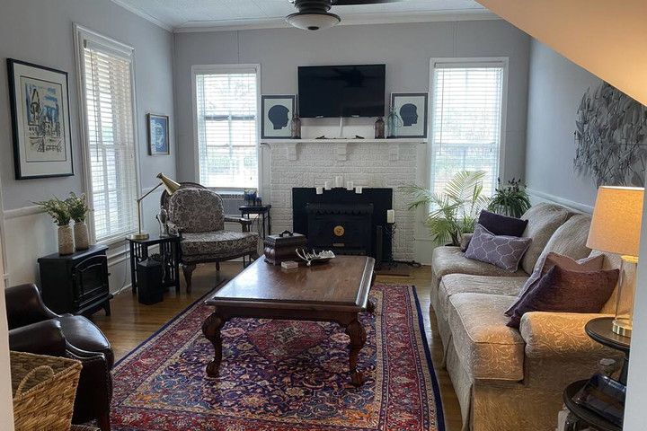 Grable Creek Farmhouse - Longview, TX
