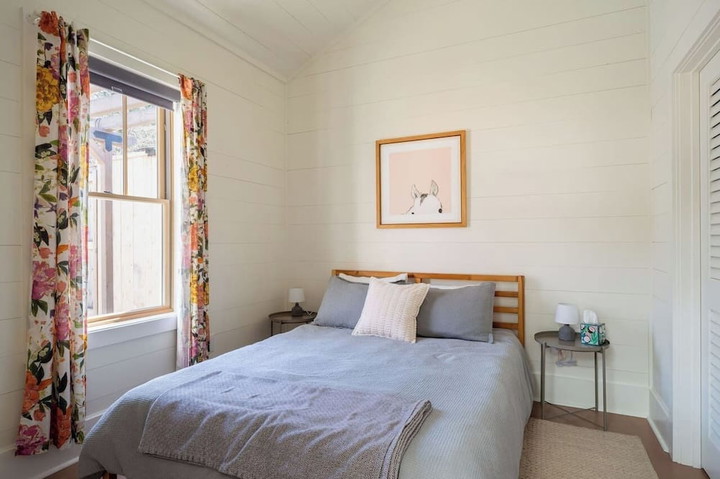 New 2024 Cottage With Deck & Pergola Near Beaches - Burlington, VT