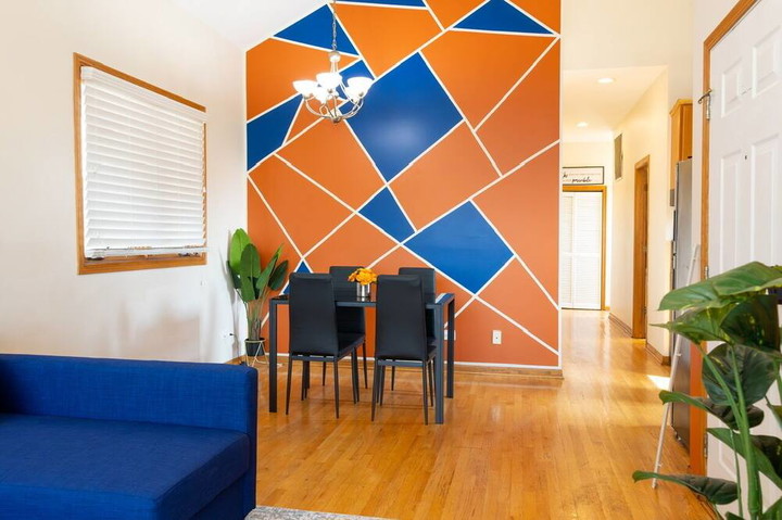Your Home Away From Home -12 Mins From Downtown - Burbank, IL