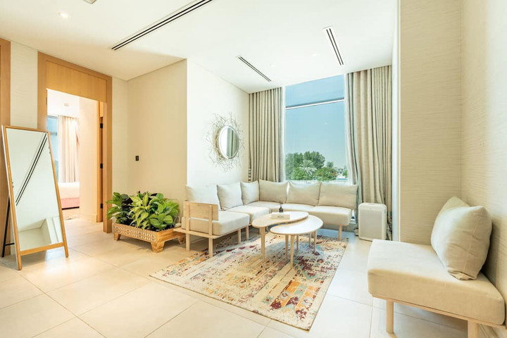 4br Plus Maids Villa With Dedicated Outdoor Pool, Near Clubhouse By Deluxe Holiday Homes - Dubai