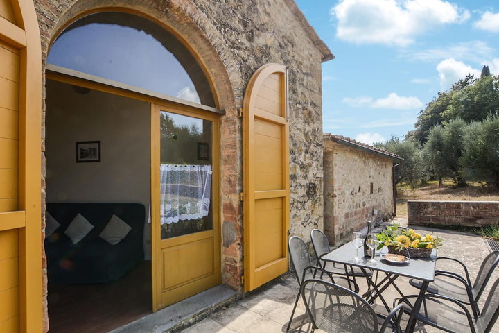 Amazing Home In Poggibonsi With House A Panoramic View - Poggibonsi