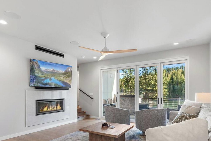 Luxury River-view Exec Stay  90+ Days - Coeur d'Alene, ID