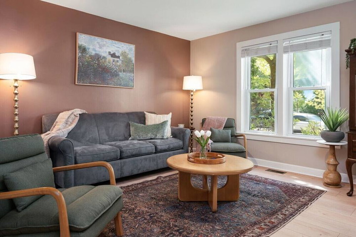 Northern Sky Cottages | 3 Houses | 8br | 4ba | 2 Hot Tubs | Game Shed & Private Yard - Interlochen, MI