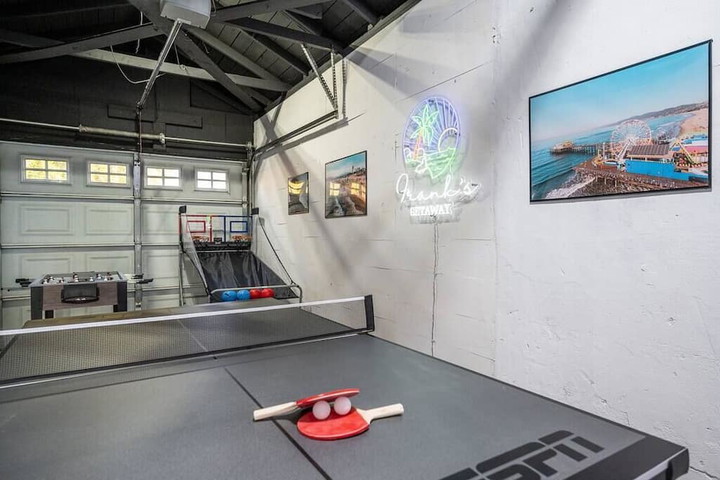 Jacuzzi+game Room+backyard Oasis! *5min To Sofi!* - Manhattan Beach, CA