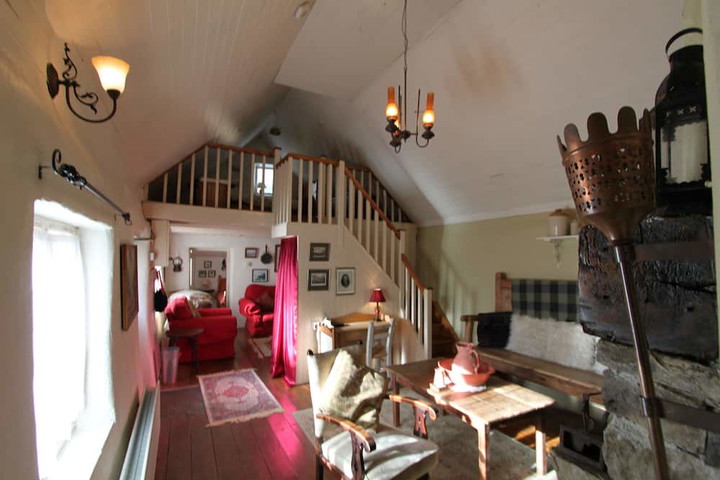 Charming Cottage With A Hot Tub And Deck Overlooking A Stream. Amazing Kitchen! - Cork