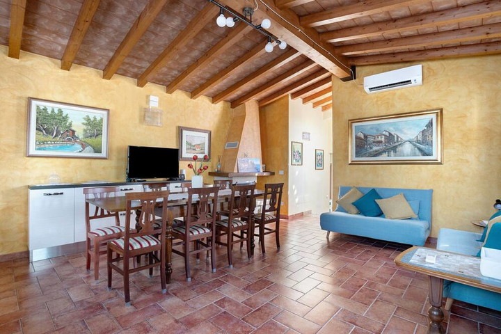 Villa 'Gardenia - Jardín Privado' Con Terraza Privada, Wi-fi Y Aire Acondicionado - Sarzana