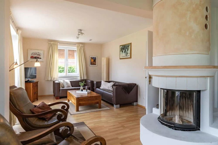Birkeneck 3 (Ground Floor), Castle View Dream Holiday Apartment - Schwangau
