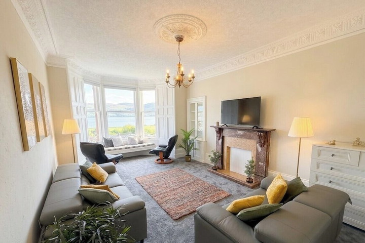 Stylish River View Stay Sleeps 6 - Dundee