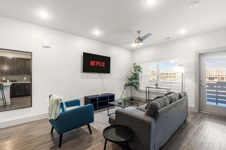 Grand Prairie 1br | Ikea, Epic Waters, Bass Pro - Arlington, TX
