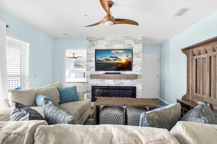 Gulf Island 421 | Water Views, Pool, Electric Fireplace, Walk To Beach And Dinin - Navarre Beach, FL