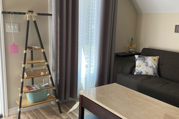 Cozy Little Cottage With Big Memories - Campbellford
