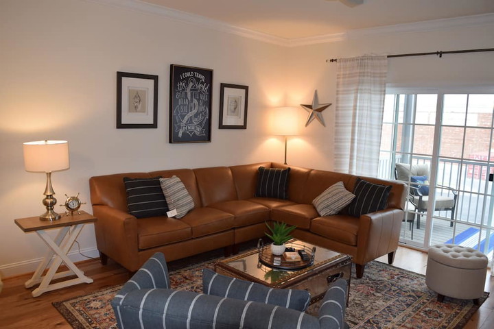 Easy Walk/bike To Beach Three Primary Bedrooms W/pool/parking - Rehoboth Beach, DE