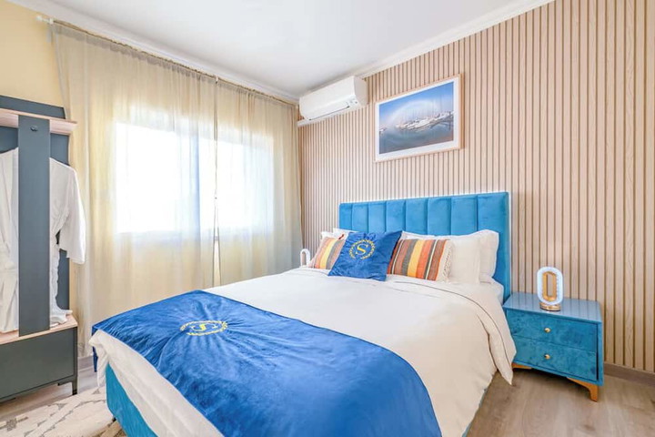 One Bedroom And One Living Room Apartments In Estoril Beach Villas - Estoril