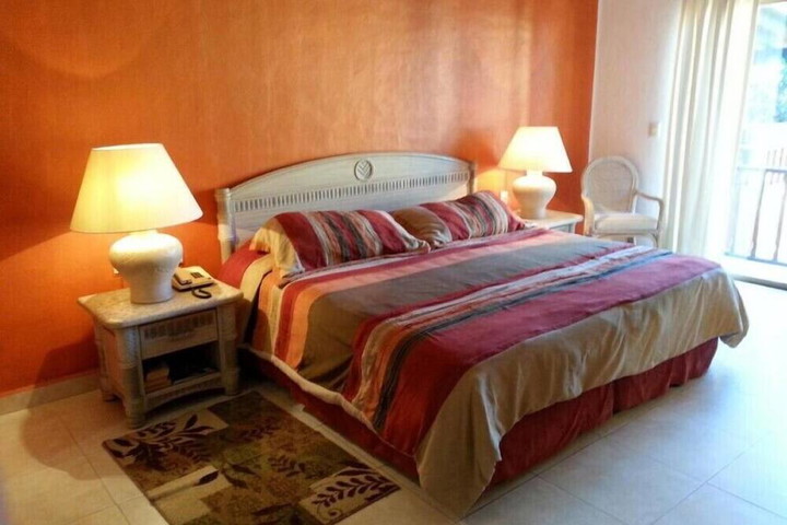 Cozy 1br Condo In The Heart Of Old Vallarta For Weekend Getaway - Puerto Vallarta