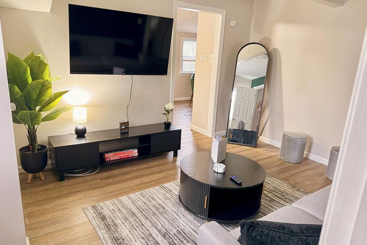 Modern 2br Parkside Retreat  Steps To Park  Near Nyc  Self-check-in - Chatham, NJ