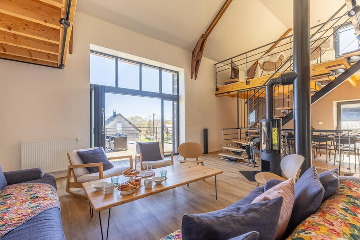 Grange Saint Martin Gîte For 12-13 Guests, 6 Bedrooms In The Heart Of Auvergne - Auvergne