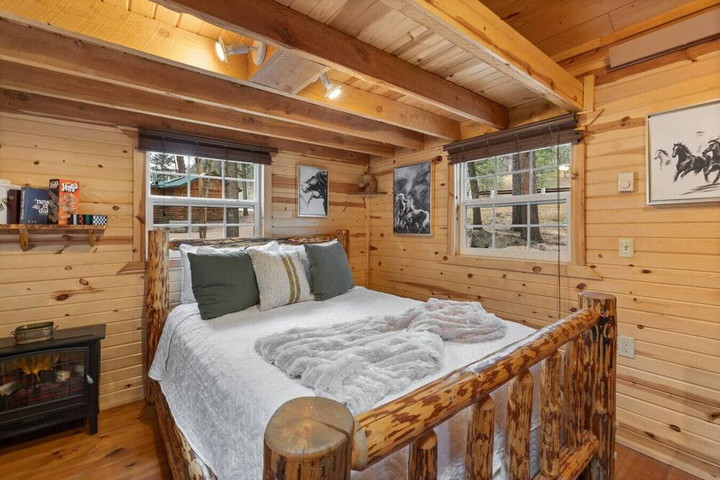 Cedar Hollow Cabin: Cozy Black Hills Getaway - Keystone, SD