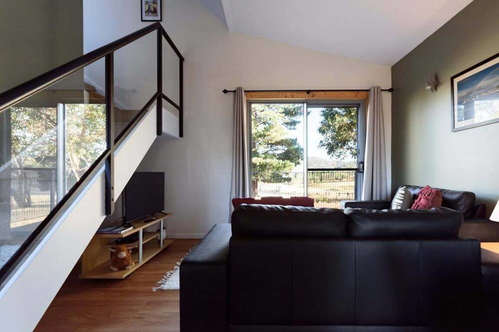 Heimat Rural Retreat - Wallaby Way Chalet - New Norfolk