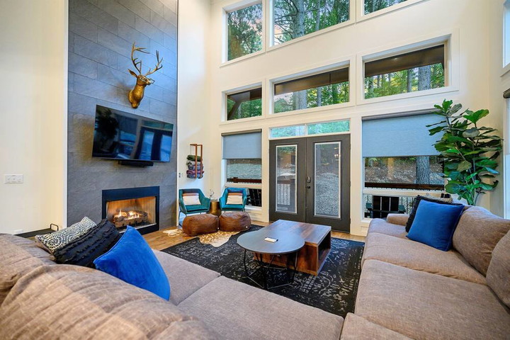 Charming & Chic Cabin W/brand New Sauna & Pool*(heating Optional) , Hot Tub - Hochatown, OK