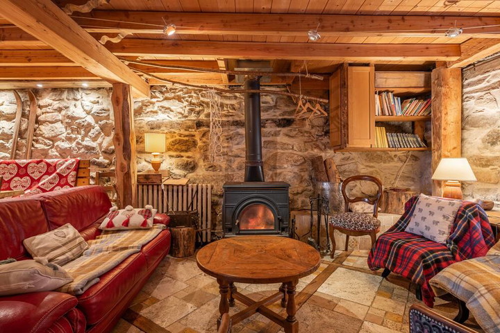 Chalet « Pierre Bois Lac » Avec Vue Sur La Montagne, Terrasse Et Jardin Partagés - Allevard