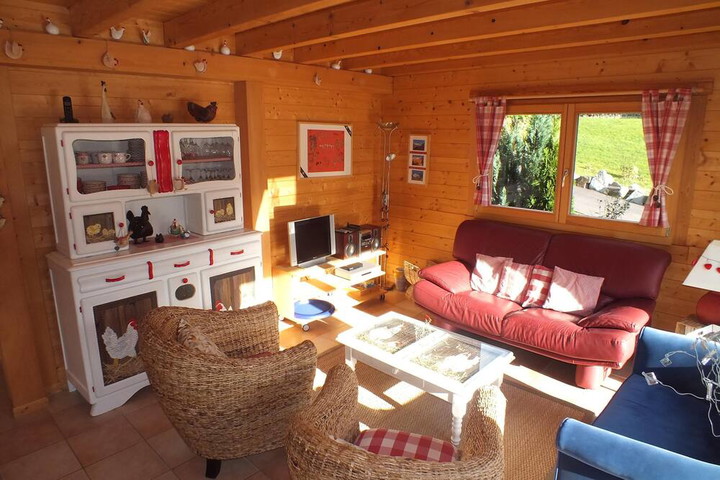 Chalet De Charme Situe Au Bord D'un Etang Avec Vue Sur Pistes De Ski - Ventron