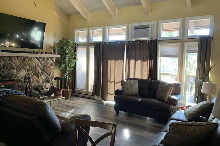 Cozy Ruidoso Home With A View/ Convenient Location - Ruidoso, NM