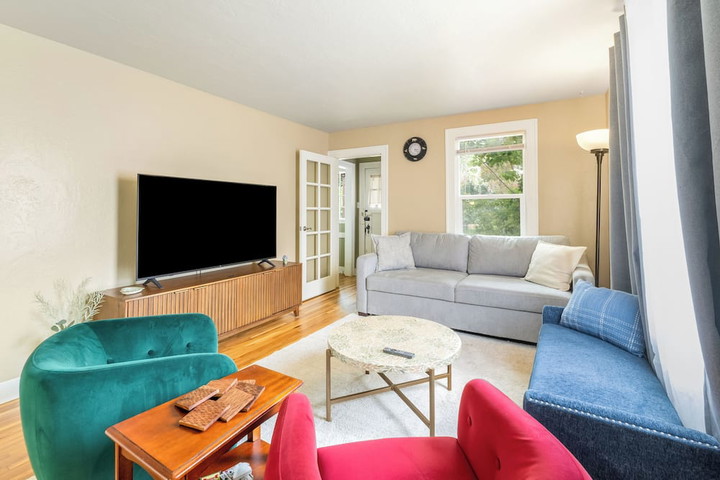 Classic Kalispell Bungalow | Downtown & Glacier At Your Doorstep! - Kalispell, MT
