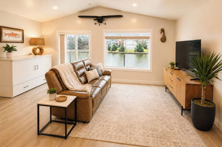 Brand-new Premium 1br Suite, Sleeps 4 + 10 Rental Car Credit & Extended Stay - Kodiak, AK