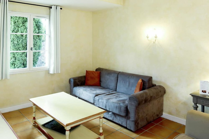 Appartement Dans Une Maison De Vacances Avec Wifi, Piscine, Climatisation, Tv, Patio, Animaux Admis - Fayence