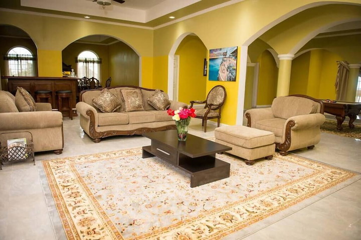 7 Br Fully Staffed Jamaica Villa - Pool, Chef & Ocean Views - Montego Bay
