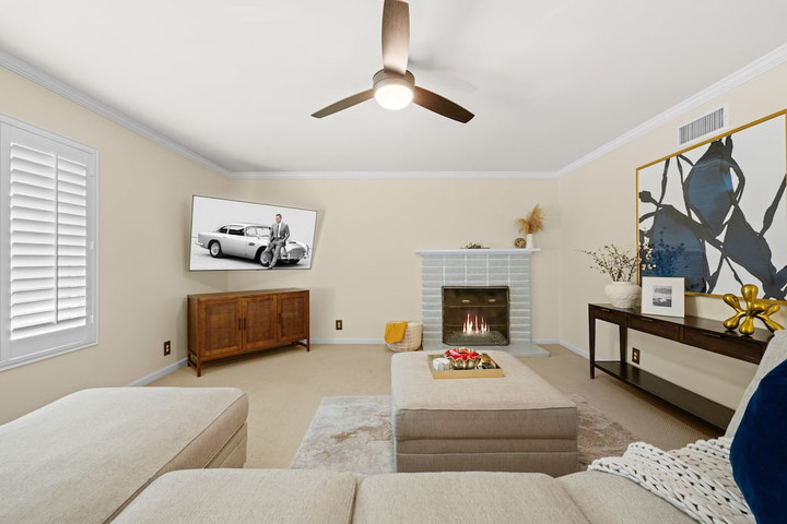 Charming 3b-2ba In Anaheims Heart - Orange, CA