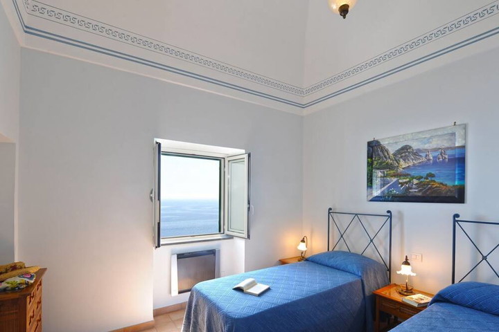 Cottage Panoramico Ad Amalfi In Antica Villa Con Vista Mozzafiato, Terrazza Privata - Amalfi