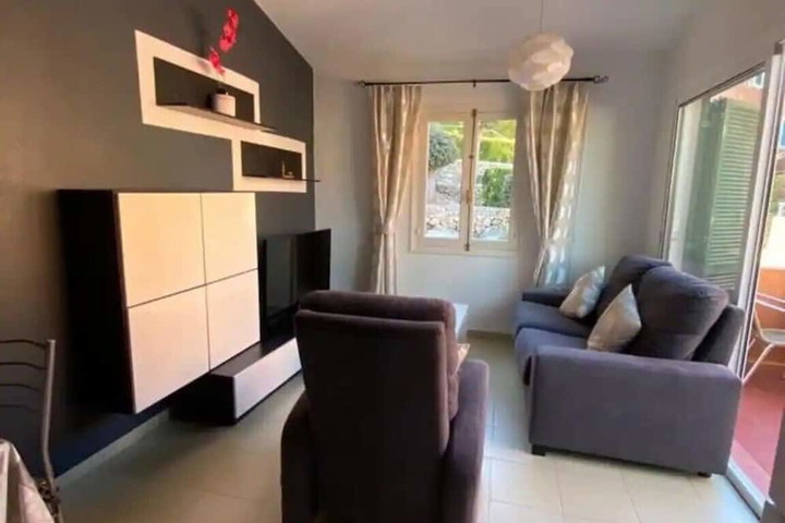 Apartamento Cerca Del Mar Con Terraza Privada, Wi-fi Y Aire Acondicionado - Minorca