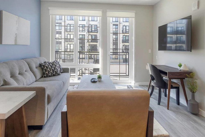Landing | Modern 1bd, Pool, Yoga Studio - New Haven, CT