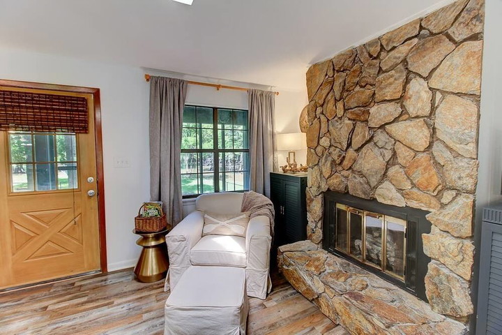 Emerald Point - Lakefront Cabin With Fireplace, Firepit, Kayaks & Canoes! - Louisiana