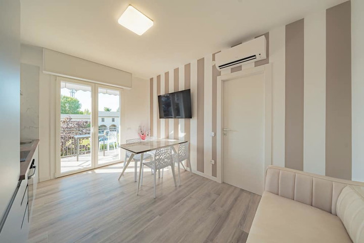 Sundown Living | New & Modern Apartment | 200 M From The Beach | Balcony | Air Conditioning - Lignano Sabbiadoro