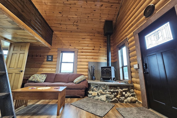 Reboot, Recover, Recreatecentrally Located 20 Acre Mill Creek Getaway Cabin! - Montana