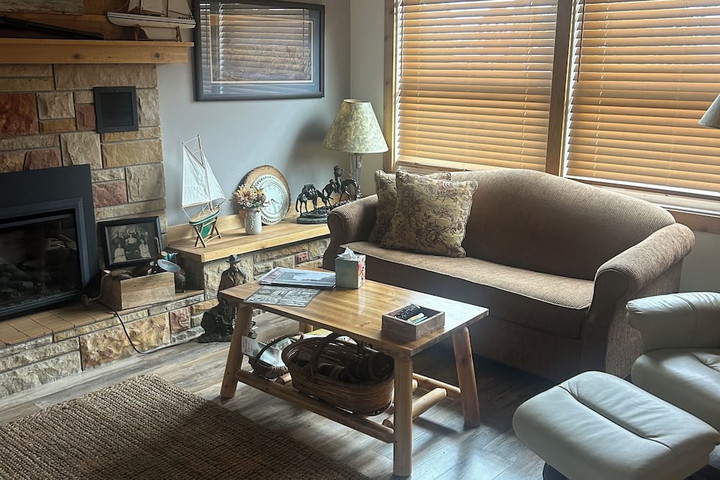 Lovely Location Close To The Lake And Downtown Lake City & Several Beaches. - Michigan