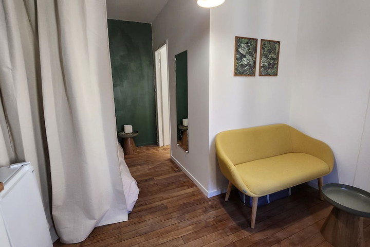 L'alcôve Verte - Renovated Studio, Private Entrance - Autun